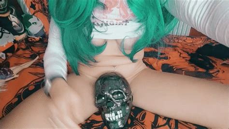 Mistress Italiana Insulta Tua Amdre Col Teschio Hey Loser Youre As