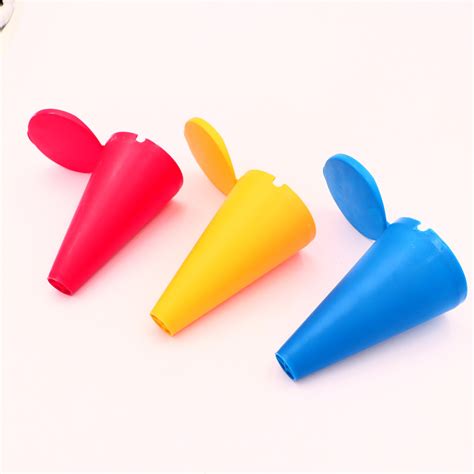 Комплект 3 плажни пепелника с капак и система за отделяне на частици 67 х 115 мм трицветни