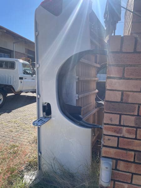 Toyota Hilux Single Cab Gd6 Loading Bin Junk Mail