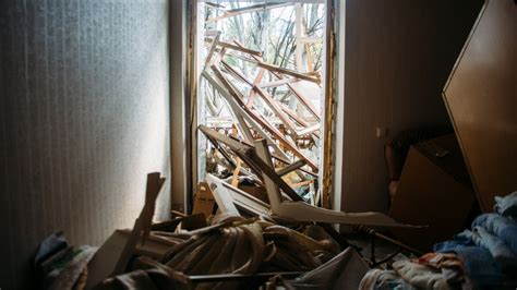 Через нічну атаку постраждали щонайменше 24 людини в Миколаєві та на Хмельниччині