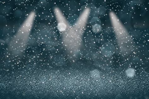 라이트 블루 멋진 반짝 반짝 조명 무대 조명 Bokeh 추상 배경 스파크 비행 콘텐츠를 위한 빈 공간으로 축제 이랑 텍스처 Defocused 0명에 대한 스톡 사진 및 기타