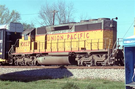 Up 3823
