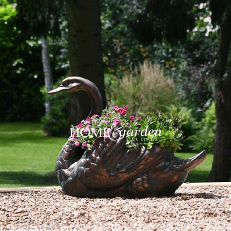Swan Planter Classic Home And Garden Uk