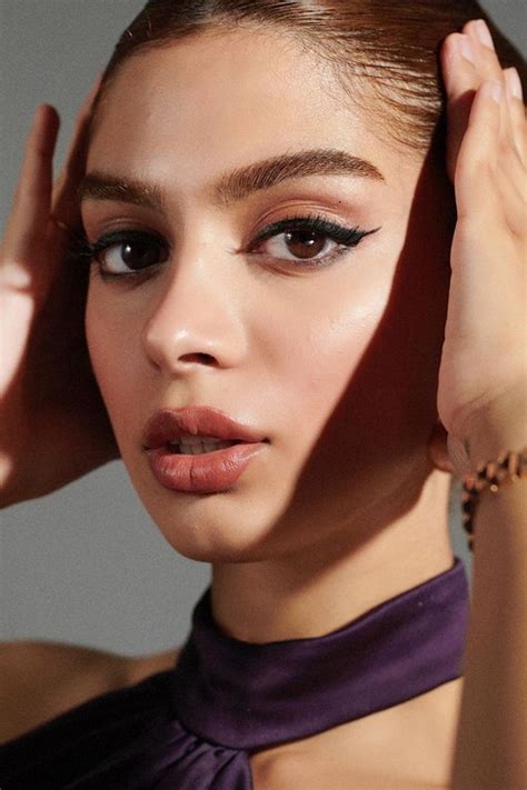 Celebrity Makeup Artists Spill Their Makeup Must Haves For 2022 Vogue