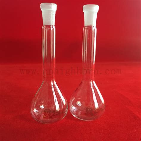 Clear Lab Borosilicate Glass Volumetric Flask Bottle With Sealed Top Clear Lab Borosilicate Glass Volumetric Flask Bottle With Sealed Top