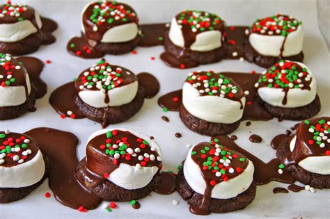 Coast With Me Hot Cocoa Cookies