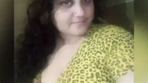 Bangladeshi Hot Wife Changing Clothes Number Sex Video Full HD XHamster