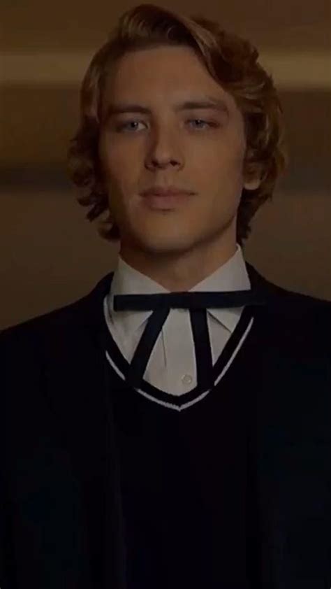 [Видео] Michael Langdon