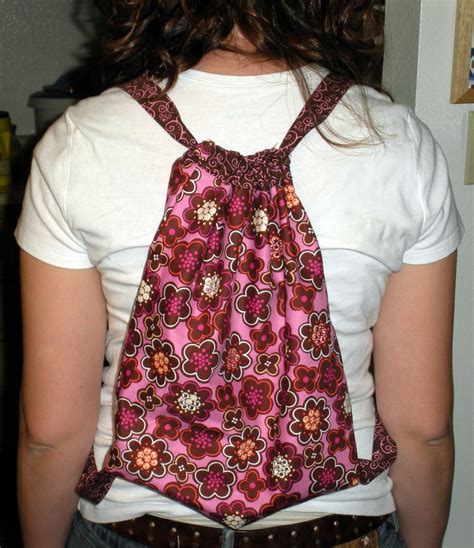 Maniacal Material Girls Drawstring Backpack Tutorial