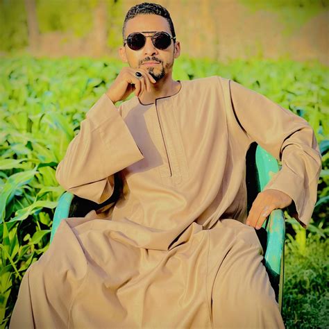 شاب صغير يتزوج امراة كبيره ويحاول الاقتراب من بناتها بالقوه وحشالصعيد