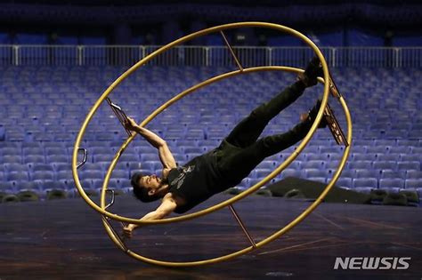 움직이는 마을태양의 서커스 백스테이지 가보니