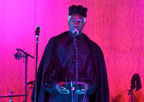 67 Græ By Moses Sumney