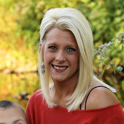 Stephanie Hootman International Customs Logsitics Assistant Aldi Corporate Linkedin