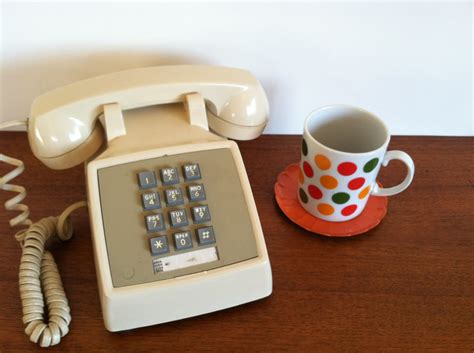 DIY Cellphone Hackaday