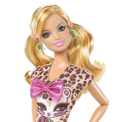 Muñeca Summer Barbie Fashionistas W3896 Barbiepedia