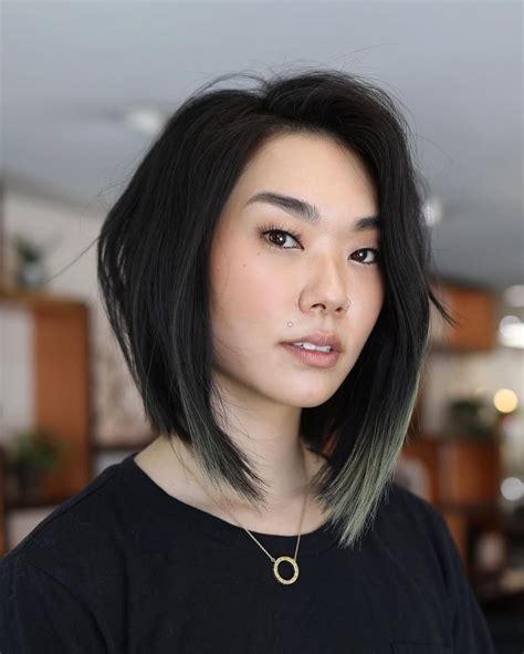 34 Trendy Above The Shoulder Haircuts For Every Hair Type And Texture