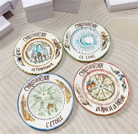 Посуд Dior — ціна 6500 грн у каталозі Столові сервізи Купити товари для дому та побуту за