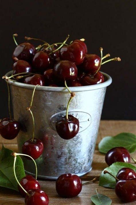 Pin di Гузель su вишни-черешни | Ciliegie, Fotografia di frutta, Frutta