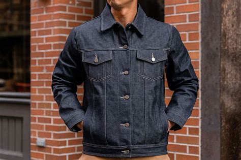 Mens Selvedge Raw Denim Trucker Jacket In Indigo Thursday