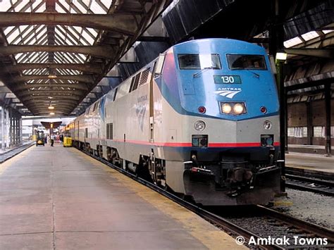 アムトラックの写真 Three Rivers Amtrak Towns