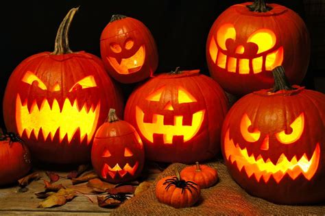 The History Of Pumpkin Carving Minecraft Carved Pumpkin Recipe Tsqk