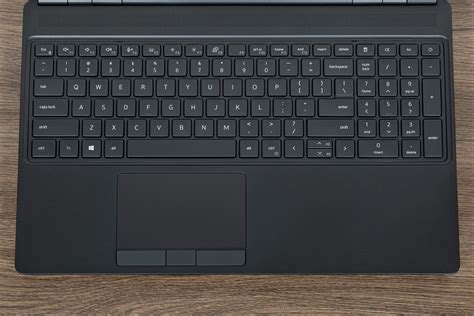 Laptop Dell Precision 7550 Máy trạm di động chuyên đồ họa