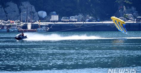 바다위를 달리는 제트스키