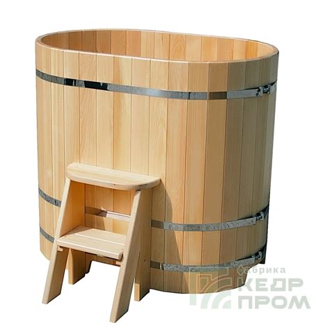 Купель из кедра овальная "Соло", ширина 69 см, длина 1,05 м, высота 1,1 ...