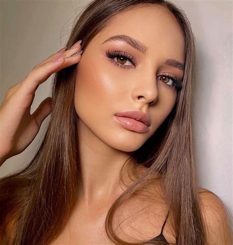 Escort Melis Devozki Com