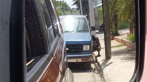 Haiti Girl Pissing Roadside Thisvid Com