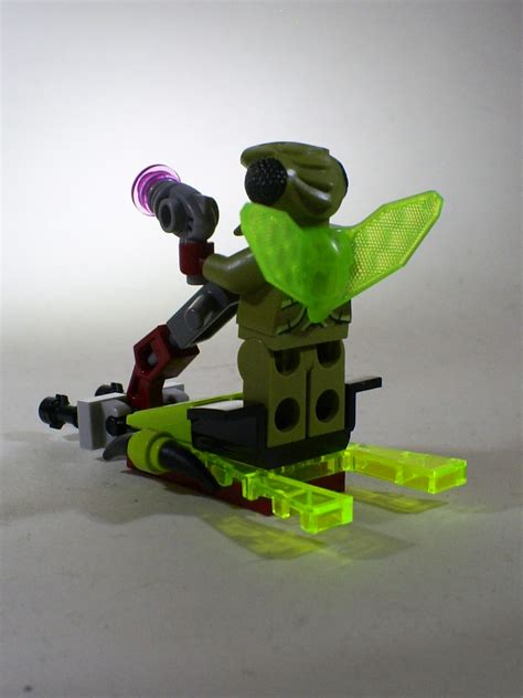 That Figures Review Lego Galaxy Squad Swarm Interceptor