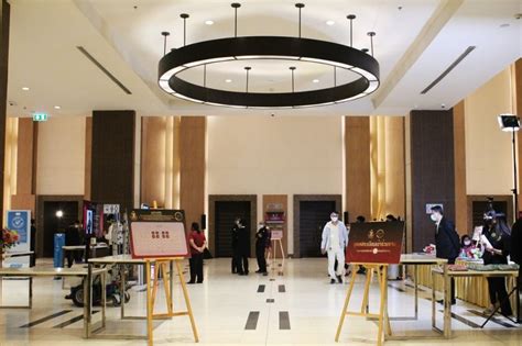 โรงแรมเซ็นทรา บายเซ็นทาราศูนย์ราชการ และคอนเวนชันเซ็นเตอร์ แจ้งวัฒนะ ให้การต้อนรับ นายณรงค์