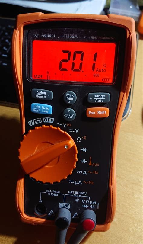 Microcontroller Based Curve Tracer