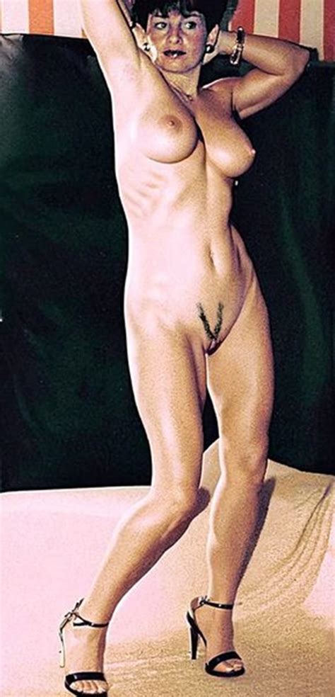 Untitled Pimpandhost