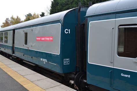 British Diesels And Electrics Class 119 Gloucester Railway Carriage
