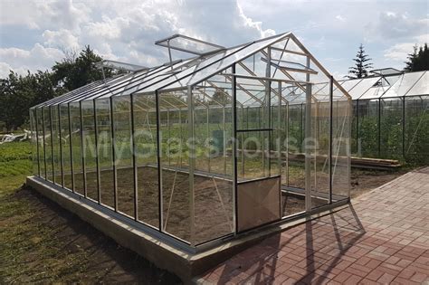 Теплицы и тепличные комплексы фото с объектов