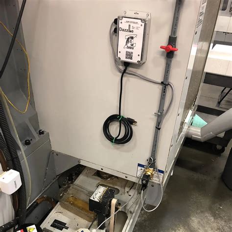 Dazzle™ 1 Modular Automated Sump Level Management Zebra Skimmers Zebra Skimmers Store