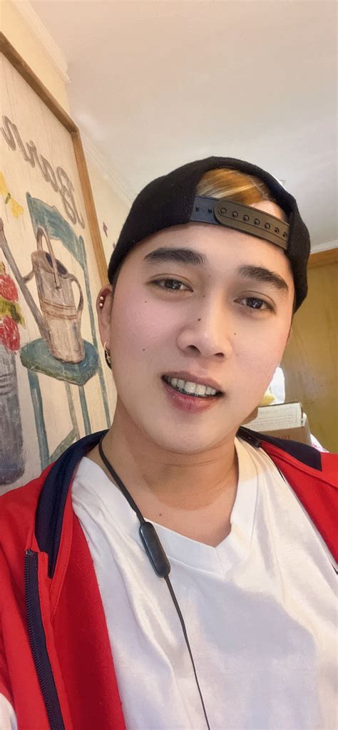 Raived Filipino Male Escort In Dubai