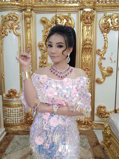 ហេតុផលពិតចឹងសោះ លៀង ចាន់ឡា សារភាពត្រង់ៗរឿងចូលcomment ក្នុងឡាយ ទ្រី ដាណា Khmerload Cambodia