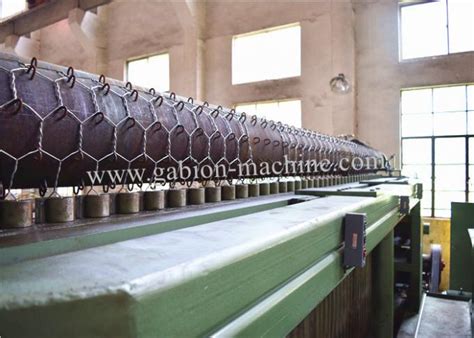 spiral coil three twist gabion wire mesh machine with max weaving width