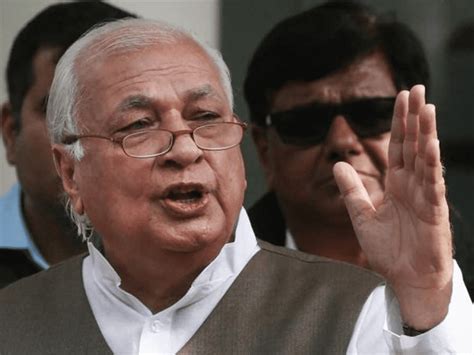 I invite CM Pinarayi Vijayan to Raj Bhavan: Kerala Guv