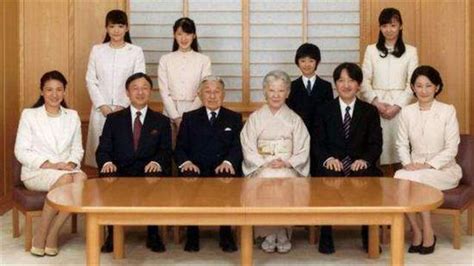 日本的阶级固化——安倍家族 政治