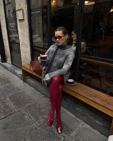 შინდისფერი ფეხსაცმელი 2024 წლის გაზაფხულის ერთ ერთი აქტუალური ფერი და სეზონის ყველაზე