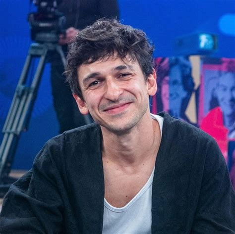 Saiba Tudo Sobre Ravel Andrade