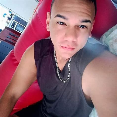 Efrain Jose Chacon Delgado Efrain Chacon • Threads Say More