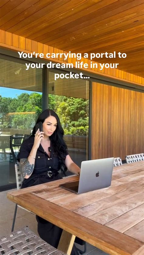 Natalie Paterson 5d Energetics Business Coach 😏👽ascension Isnt