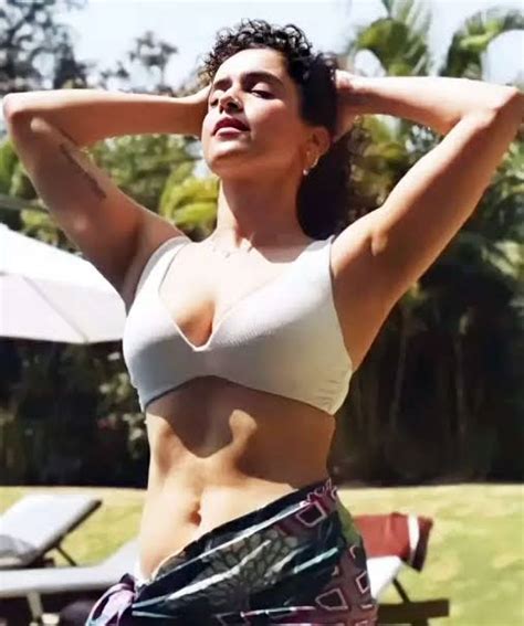 Top Sanya Malhotra Hot And Sexy Photos Flickonclick
