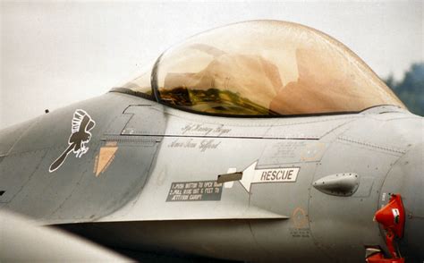 F 16c Block 30 85 1412 Walk Around Page 1