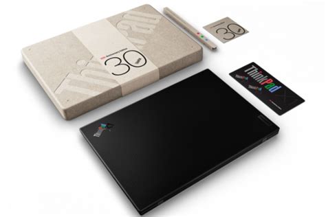 Lenovo Luncurkan ThinkPad X1 Carbon 30th Anniversary Edition Hadir Dalam Kemasan Khusus