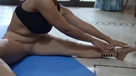 Lady Finger Hottest Bhabhi Ki Desi Videos